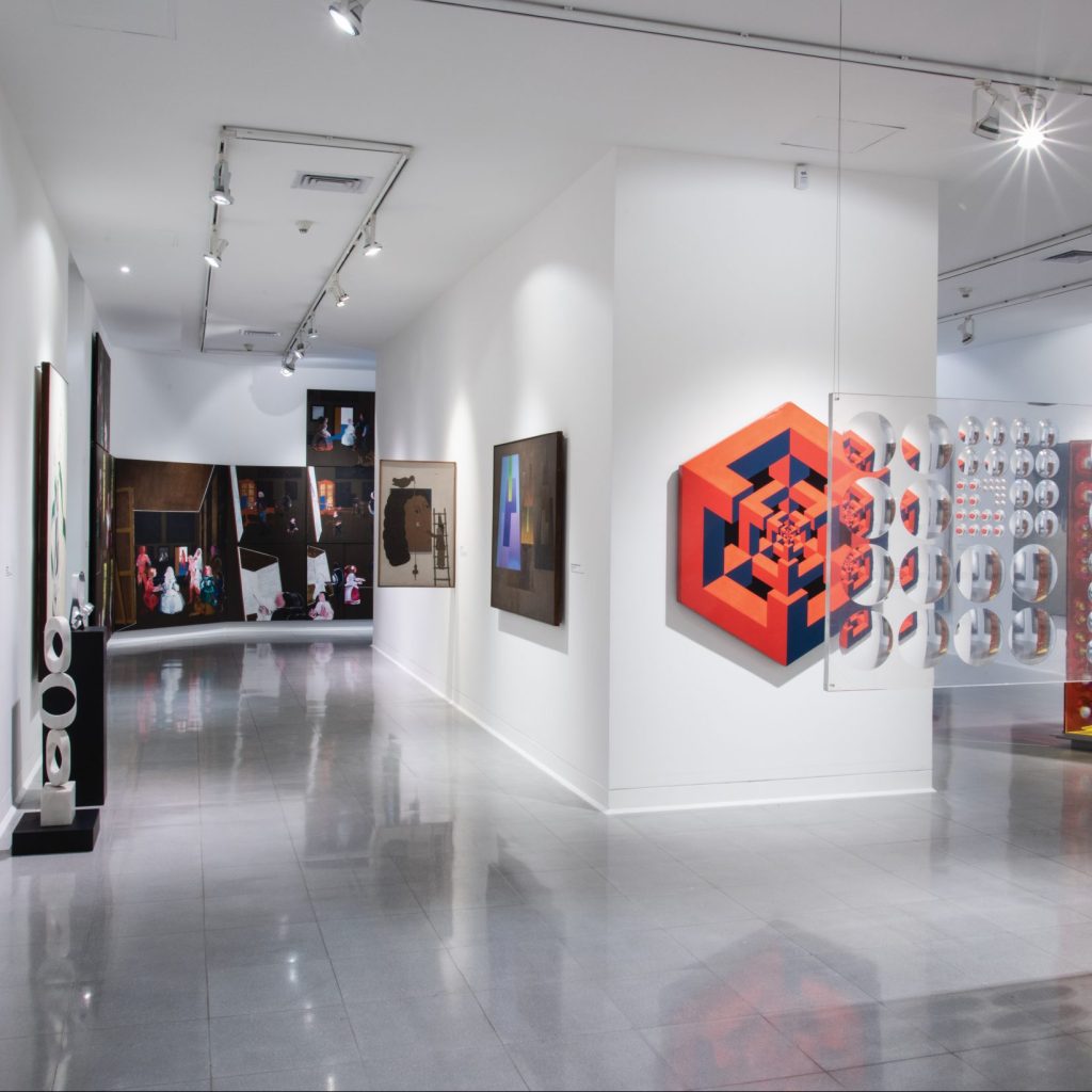 68, 70, 72 Bienales de Coltejer. – H-ART